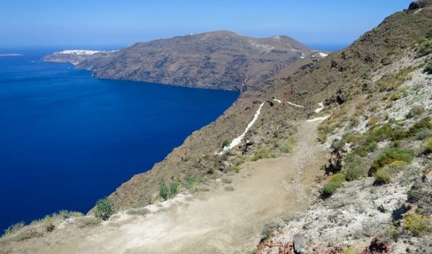 Fira or Oia? - SantoriniDave.com