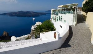 Fira or Oia? - SantoriniDave.com