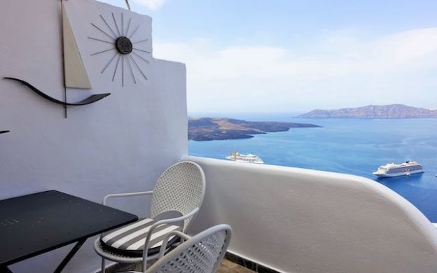 Where to Stay in Fira: Best Hotels & Tips (2026 Guide)