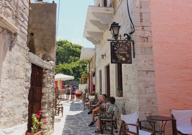 The 9 Best Bars and Beach Clubs in Naxos