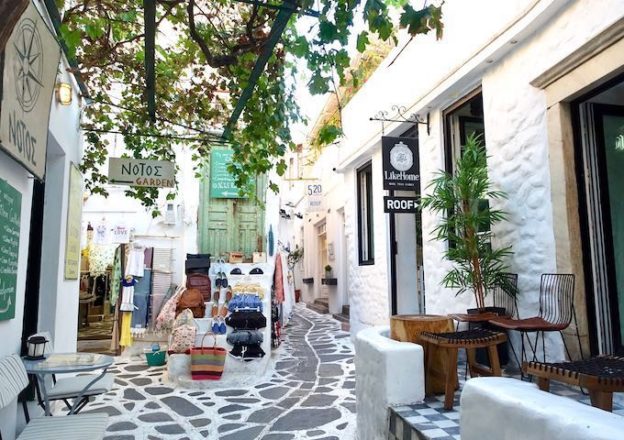 The 9 Best Bars and Beach Clubs in Naxos