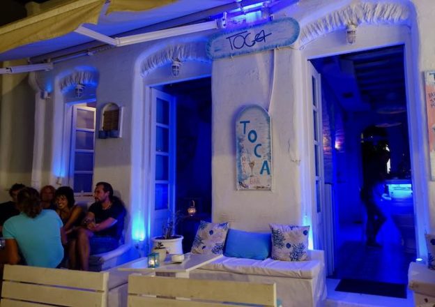 The 10 Best Bars and Clubs in Paros