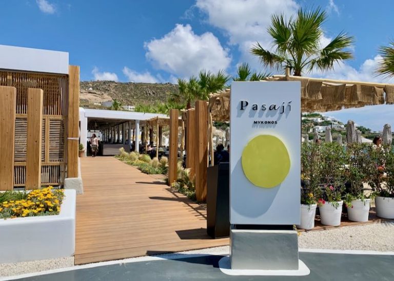 Pasaji Beach Club & Restaurant in Ornos Beach, Mykonos