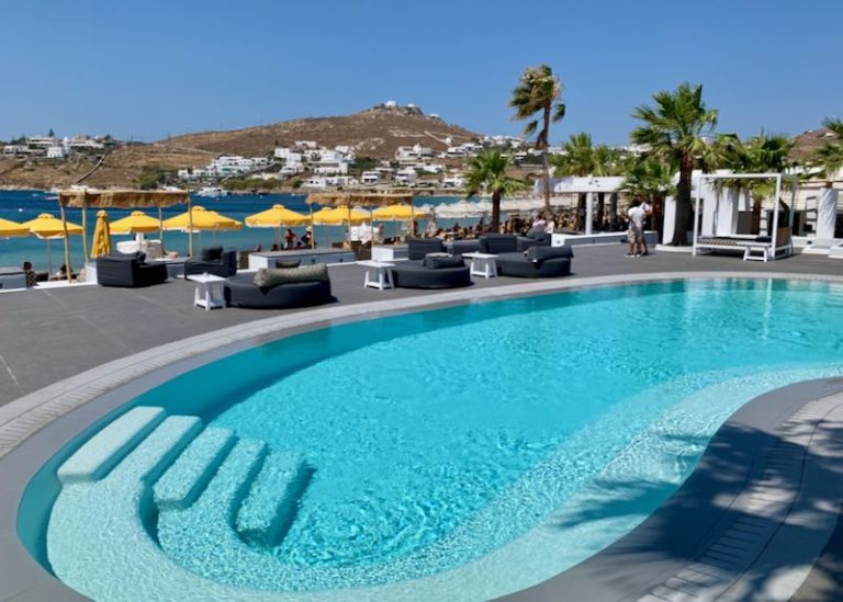 Pasaji Beach Club & Restaurant in Ornos Beach, Mykonos