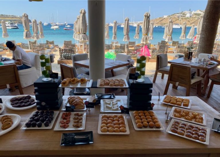 Pasaji Beach Club & Restaurant in Ornos Beach, Mykonos