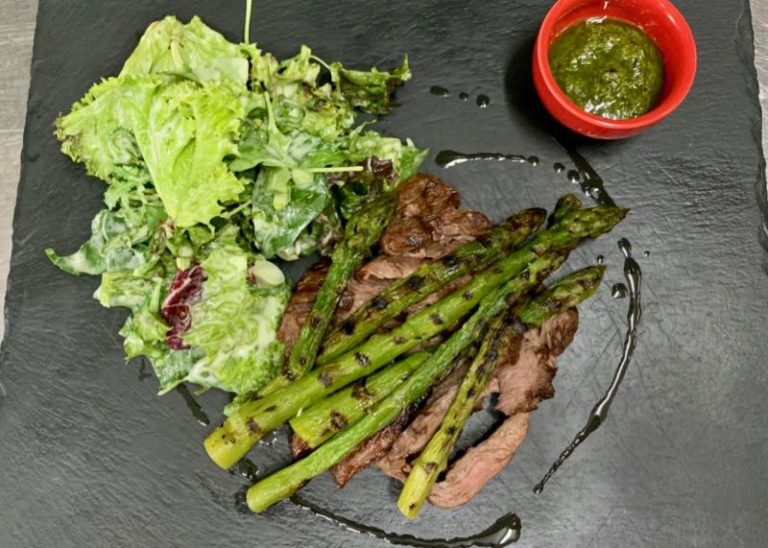 Cava Alta Restaurant in Pyrgos, Santorini