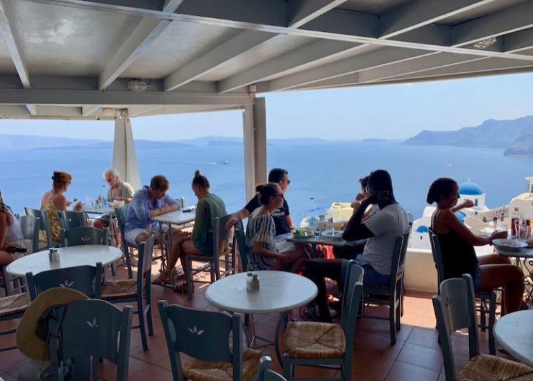 Lotza Restaurant located in Oia, Santorini