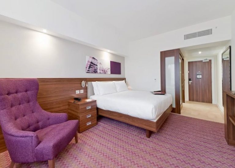 The 5 Best Hotels at Gatwick Airport (2026 Guide)