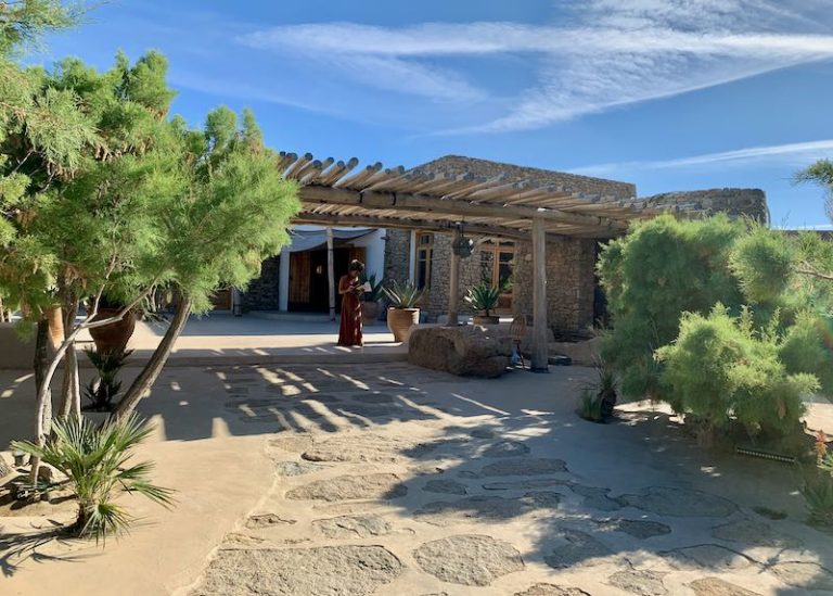 Scorpios Beach Club @ Super Paradise Beach, Mykonos