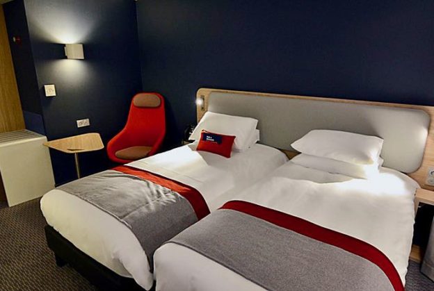 11 BEST HOTELS at Paris Airport CDG - Near Terminal