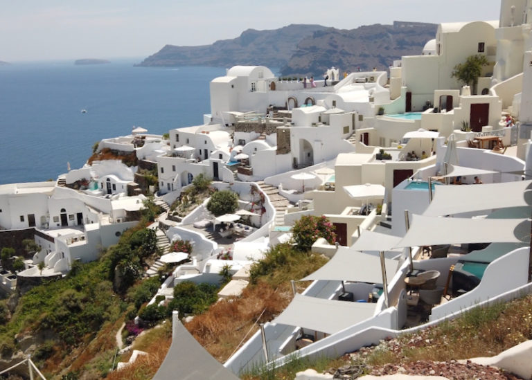 48 Best Hotels in Oia, Santorini - Where to Stay