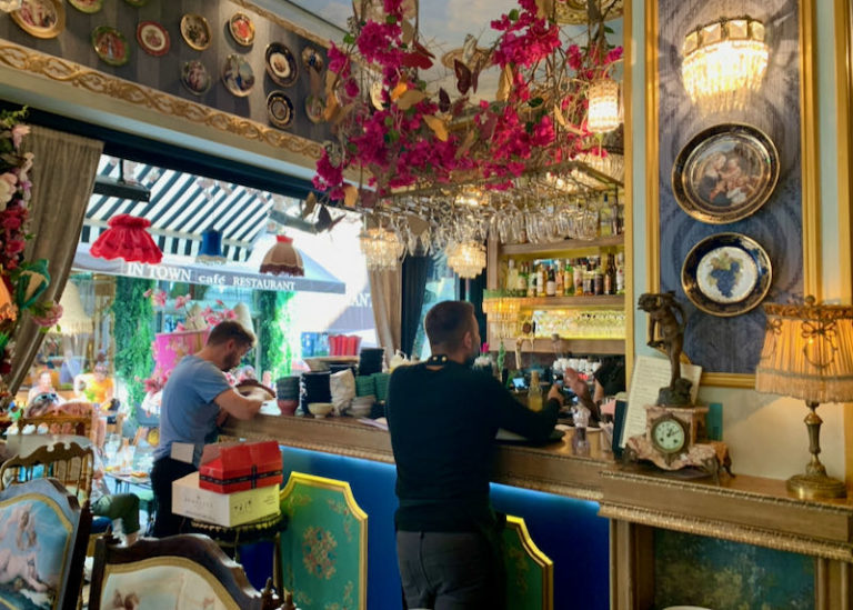 Tazza Bistro & Wine Bar in Athens, Greece