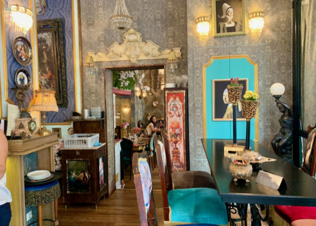 Tazza Bistro & Wine Bar in Athens, Greece