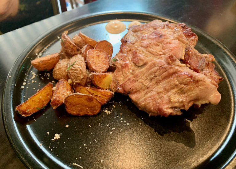 Tazza Bistro & Wine Bar in Athens, Greece