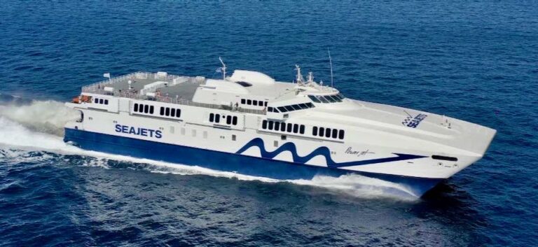 Ferry from Crete to Santorini: Schedules, Tickets & Day Trips (2026)