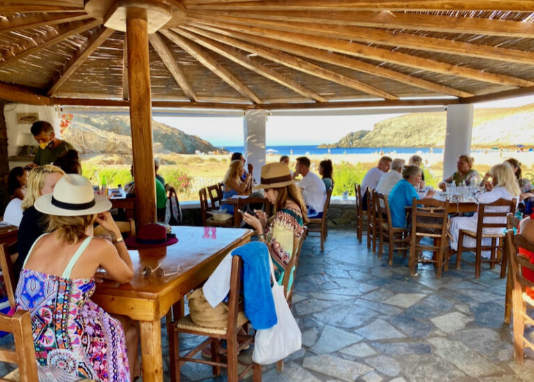26 Best Restaurants in Mykonos (2026) – Where to Eat