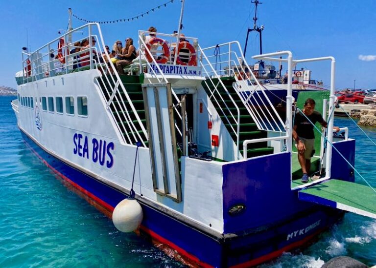 Island Hopping in Greece - How to get around the Greek Islands