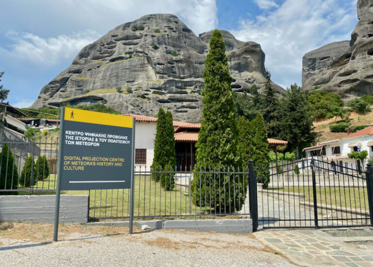 Meteora Travel Guide – Best Tours & Things to Do
