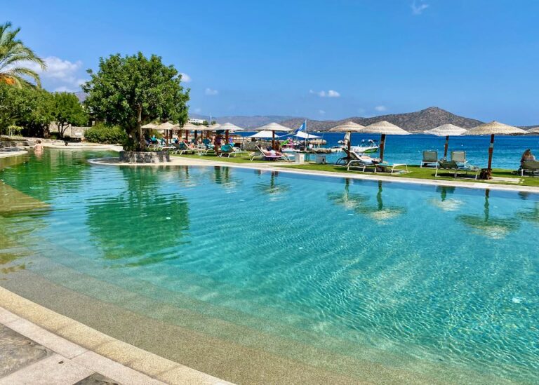 8 Best Luxury Hotels in Elounda (2026) – Expert Guide & Tips