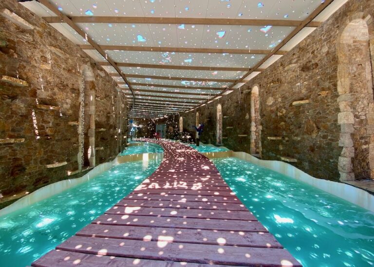 WHERE TO STAY in IOS - My favorite hotels