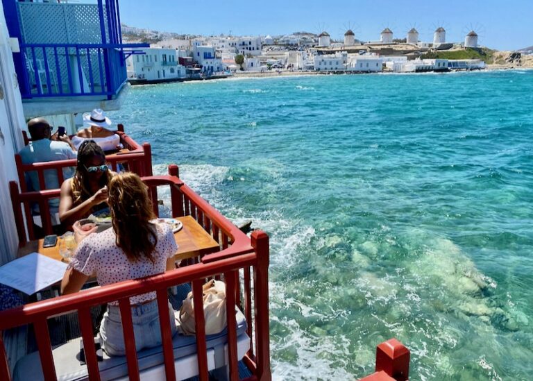 27 Best Restaurants in Mykonos - Where To Eat