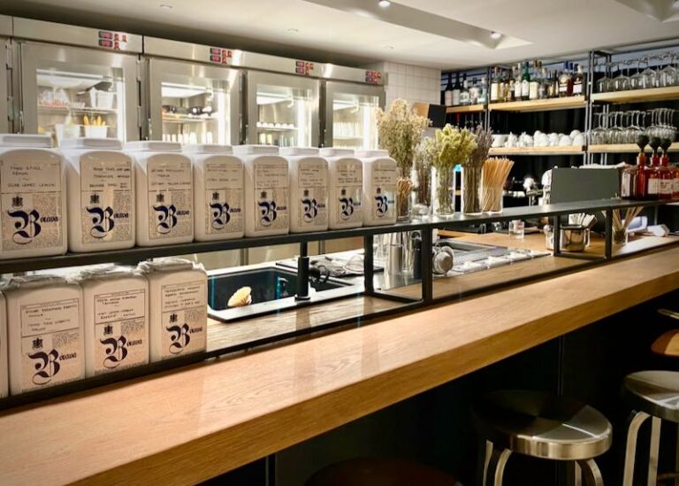 Naxos Apothecary – Local & Natural Beauty Products in Athens