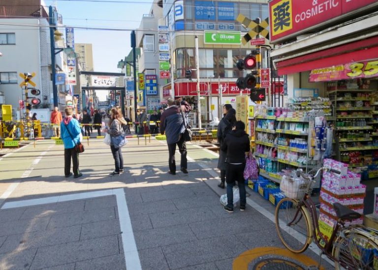 WHERE TO STAY in TOKYO - Best Areas & Neighborhoods