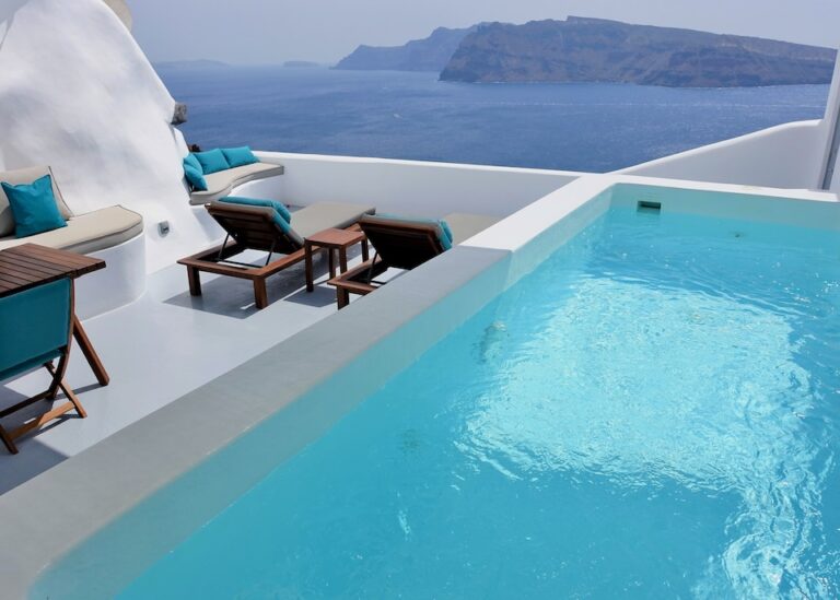 Santorini Hotels with Private Pools (2026)
