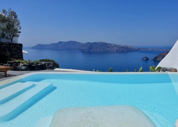 Santorini Hotels with Private Pools (2026)