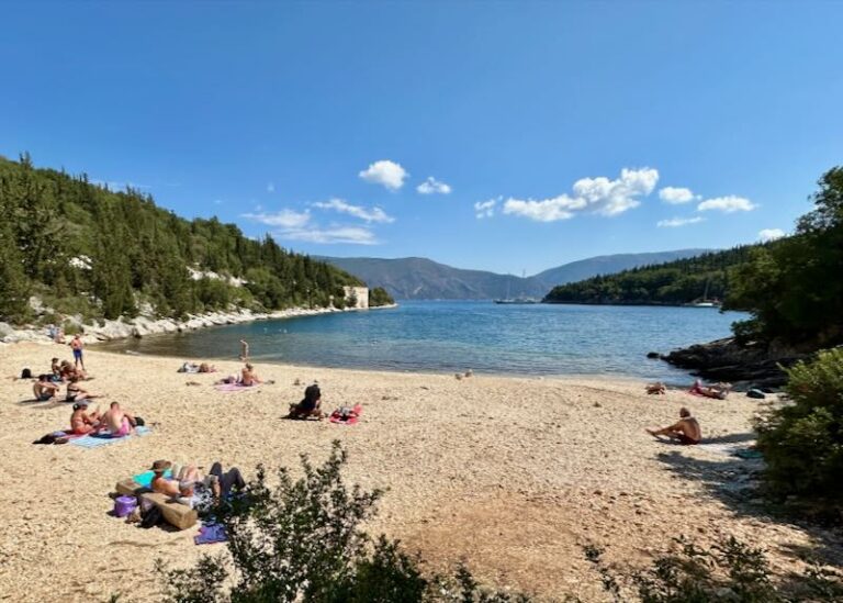 9 Best Beaches on Kefalonia – Myrtos, Platis Gialos, Lourdata, Spithi