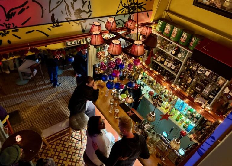 Athens Travel Guide 2026: Best Things to Do, Hotels & Itineraries